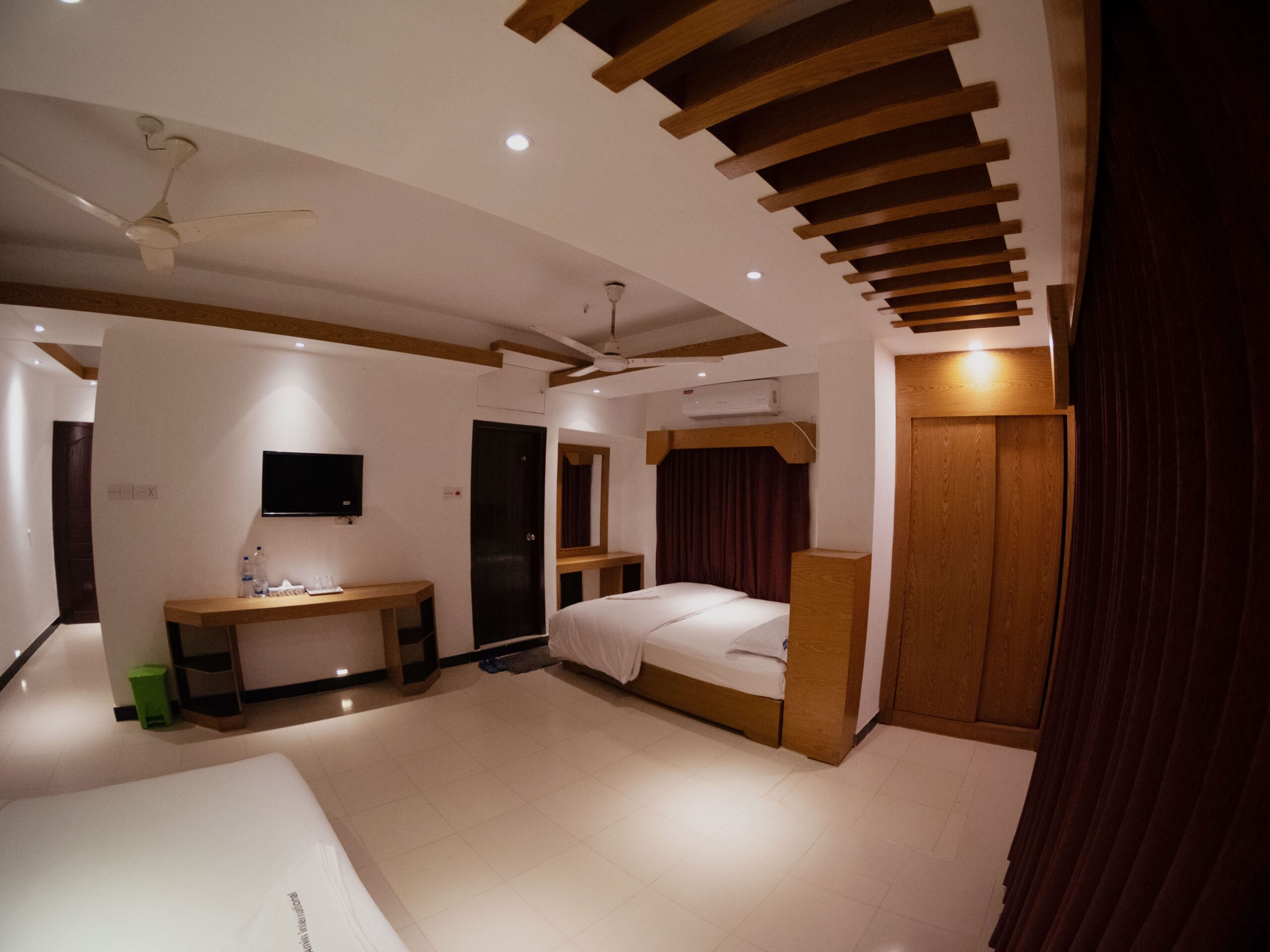 Family Suits Room - Hotel Amin International