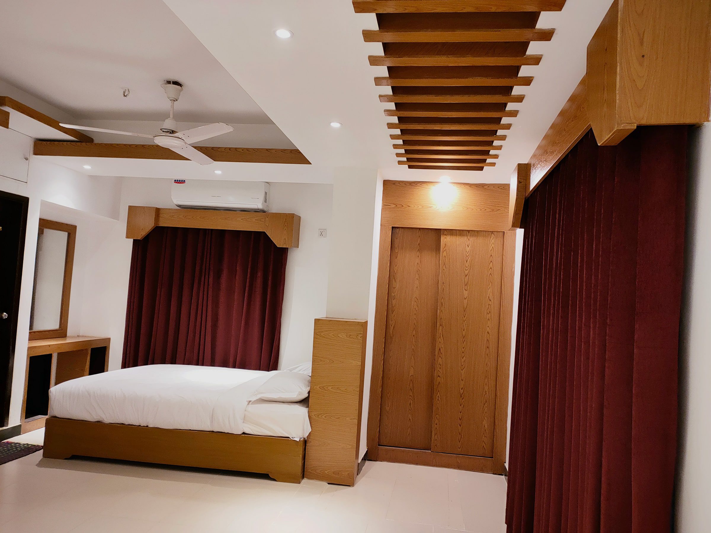 Family Suits Room - Hotel Amin International